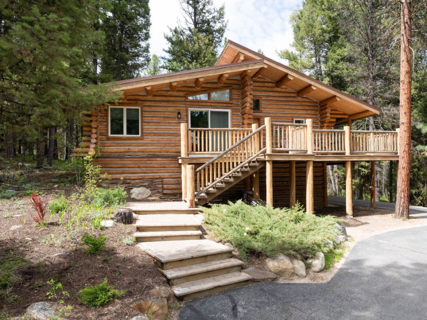 Triple Creek Ranch | Accommodations