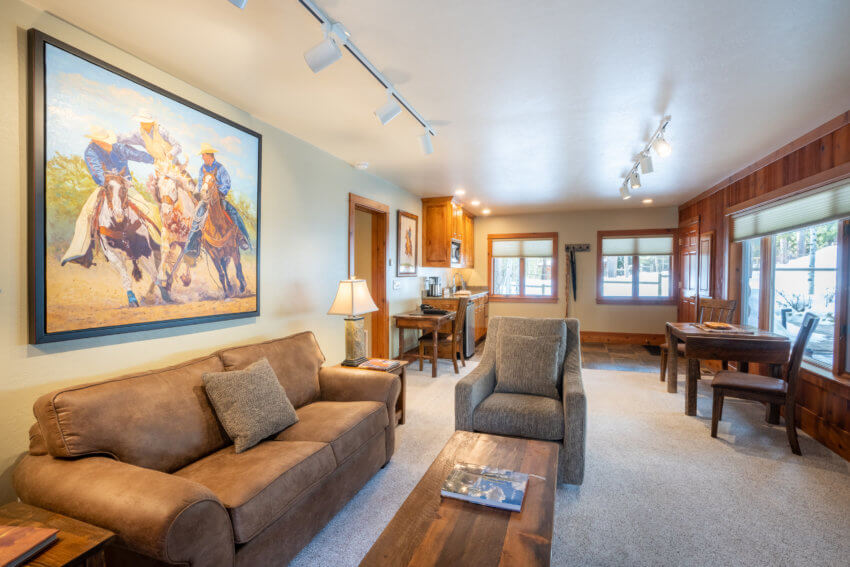 Triple Creek Ranch | Suites