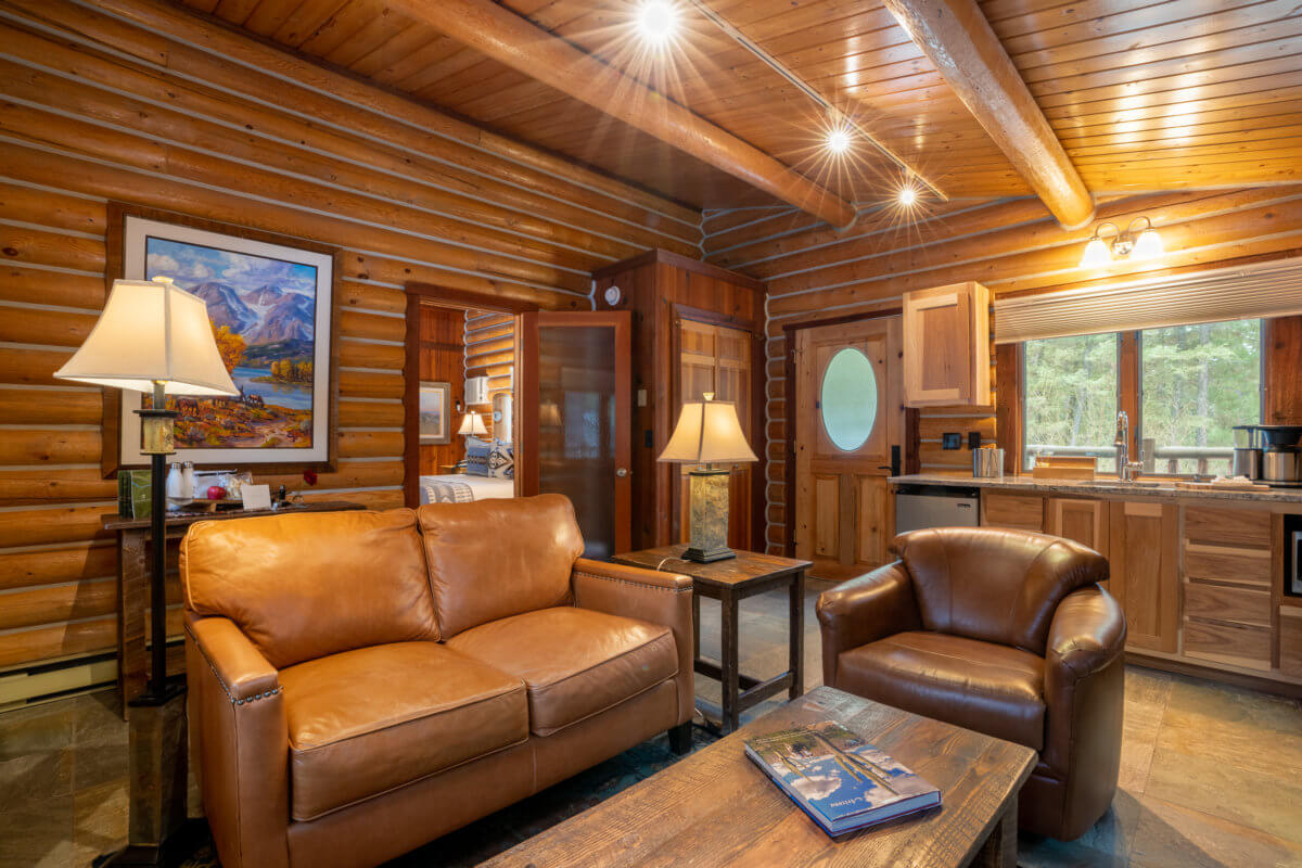 One Bedroom Luxury Cabins - Triple Creek Ranch